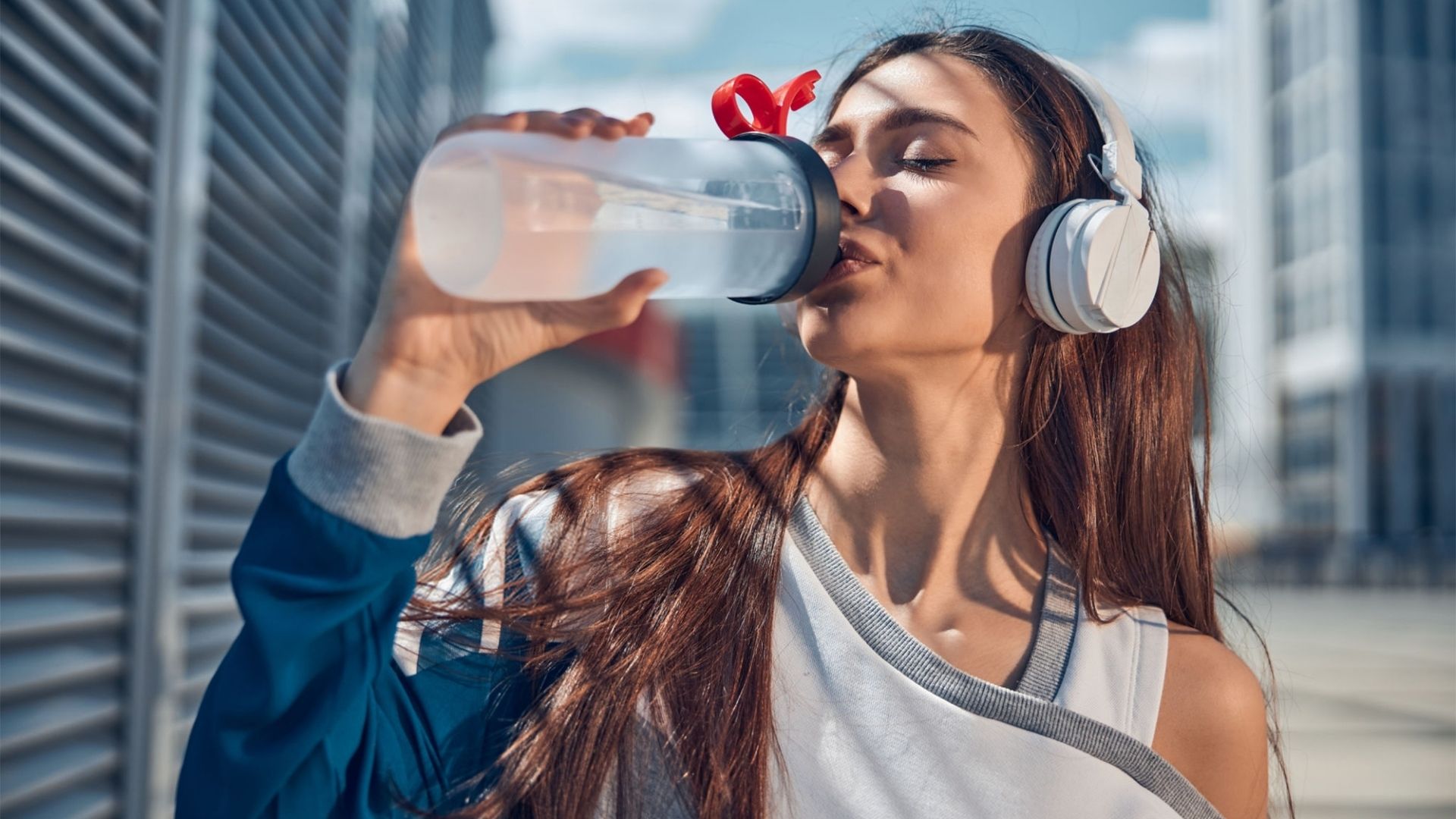 No lo pienses más y pon en práctica estos tips para que tu piel luzca tersa No lo pienses más y pon en práctica estos tips para que tu piel luzca tersa
